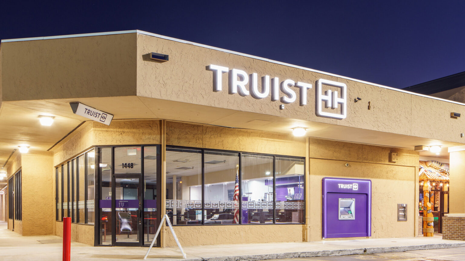 Top 10 Safest U.S. Banks in 2025